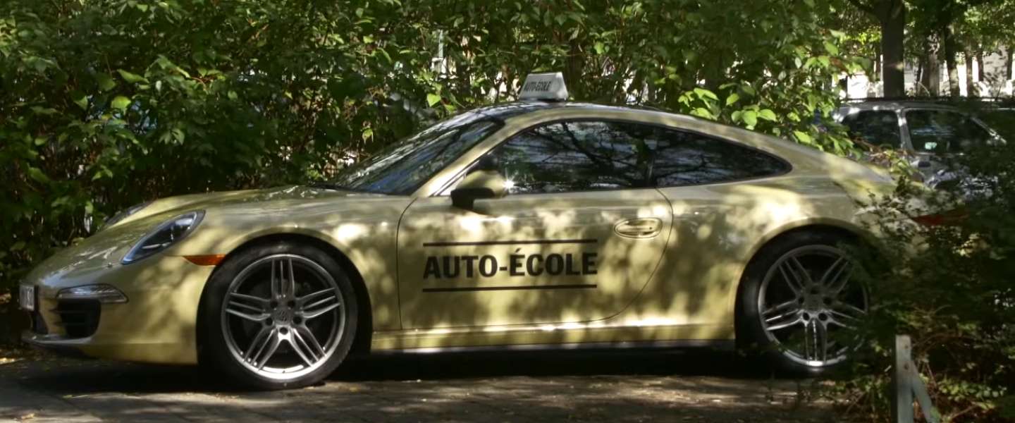 Dit gebeurt er als je jongeren laat afrijden in een Porsche – Stylecowboys