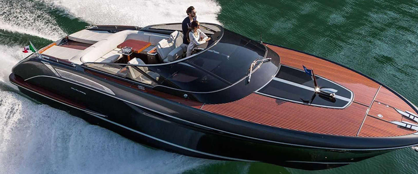 Dit jacht van Riva is een combinatie van luxe en snelheid – Stylecowboys